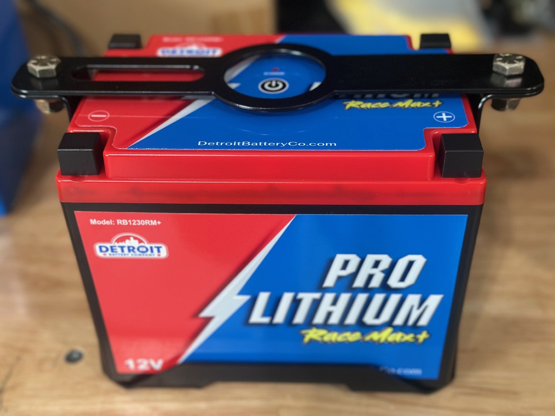 Race Max+ Metal Battery Mount | DETROIT BATTERY COMPANY